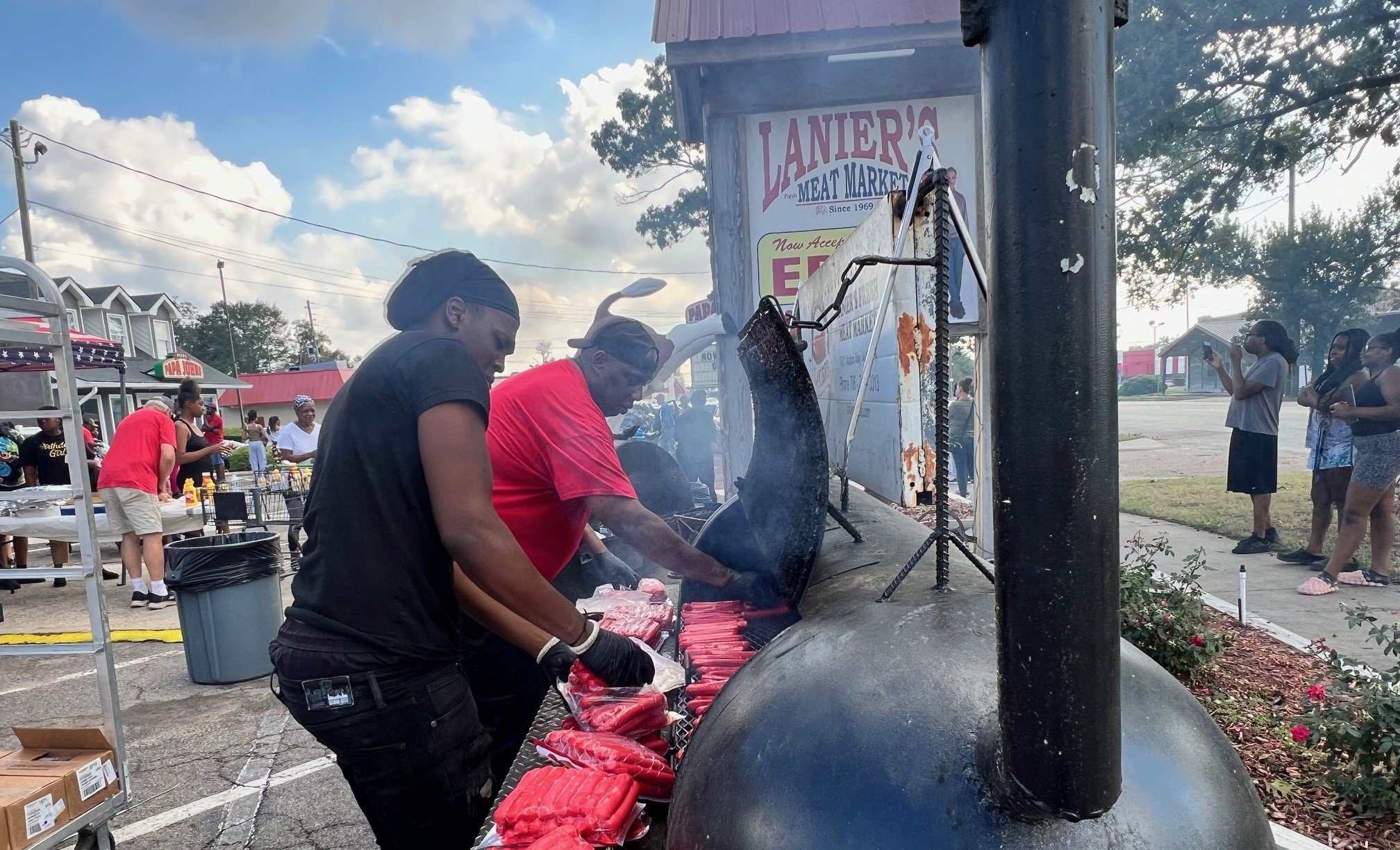 Impromptu cookout feeds people after Hurricane Helene - Augusta Good News