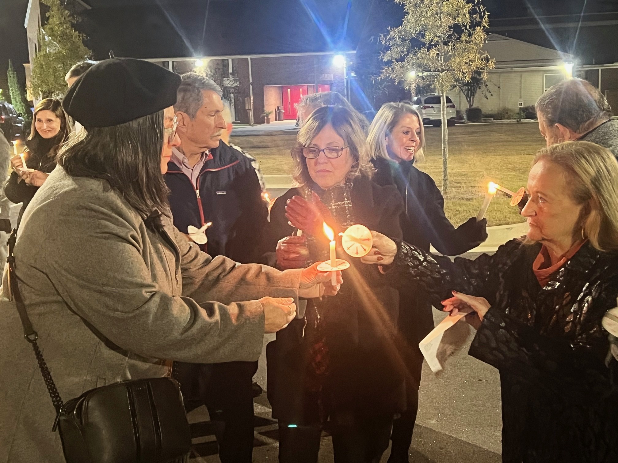Candlelight ceremony provides 'Lights for Memories' - Augusta Good News